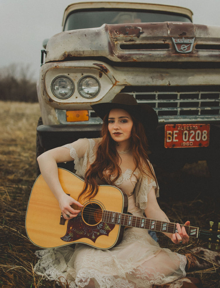 Noeline Hofmann – Artist Bio – La Honda Records